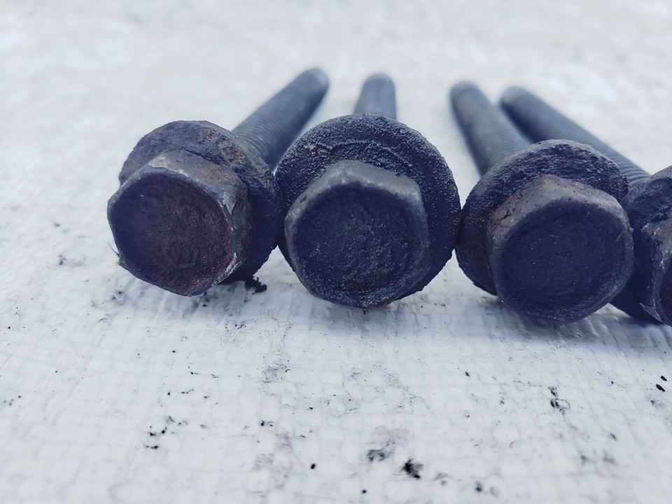 00-06 Jeep Wrangler TJ 4.0 Mounting Bolts for Engine Ignition Coil Pack ...