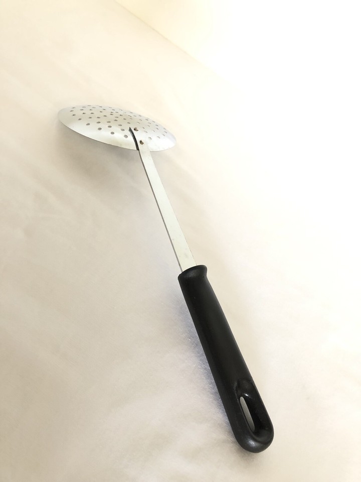 PERFORATED LADLE SKIMMER DEEP FRYING BASKET SPATULA CHANS KITCHEN 13 ...