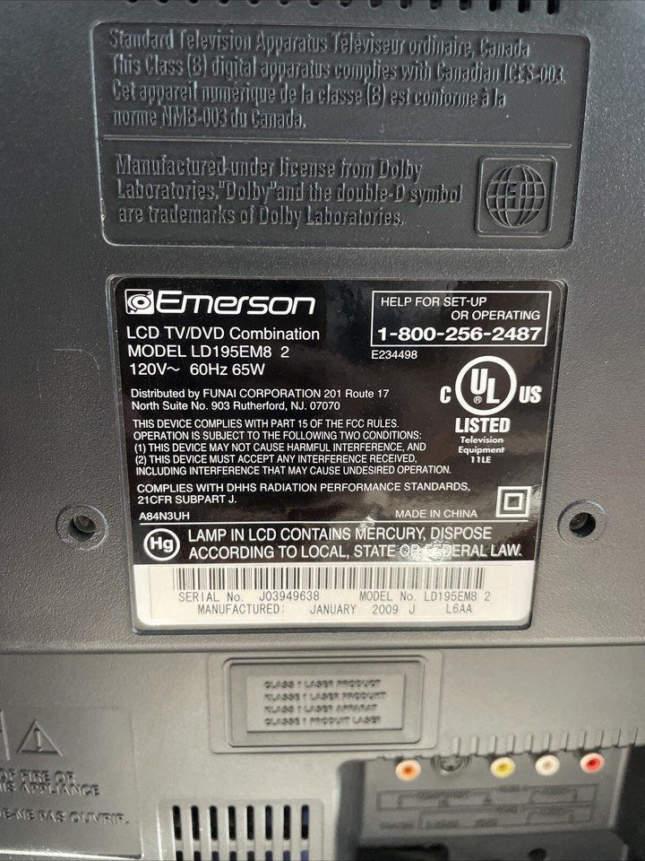 Emerson 19" LCD TV DVD Combination Combo Model LD195EM8 w/ Remote Works ...