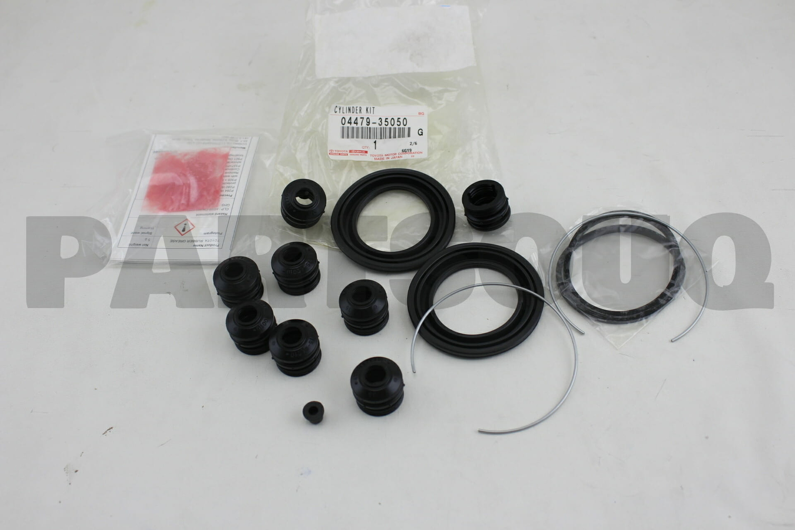 0447935050 Genuine Toyota CYLINDER KIT, DISC BRAKE, FRONT 04479-35050 ...