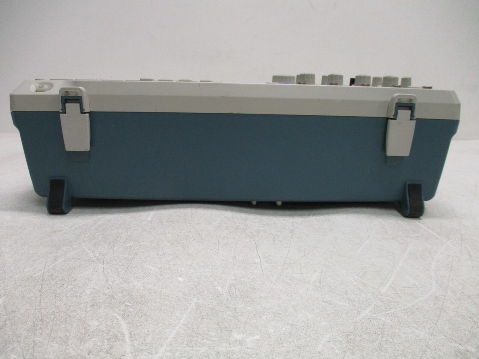 Tektronix DPO 4054B Digital Phosphor Oscilloscope Untested Sold for ...