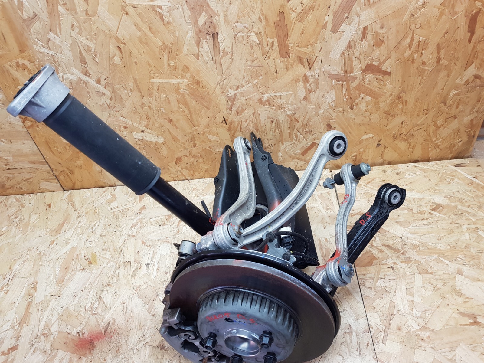 2019 MERCEDES C220 W205 REAR RIGHT COMPLETE SUSPENSION LEG HUB ...