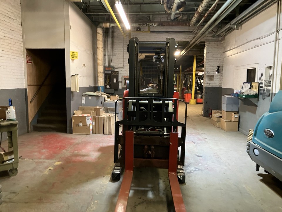 2019 Raymond Deep Reach 3000 LB Electric Forklift 5351 Hours | eBay