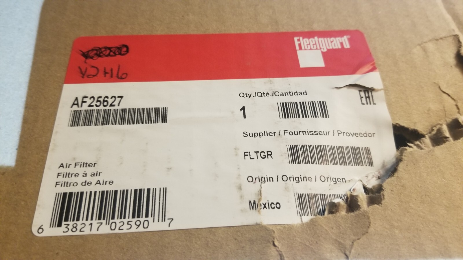 FLEETGUARD AF25627 - Air filter cross reference