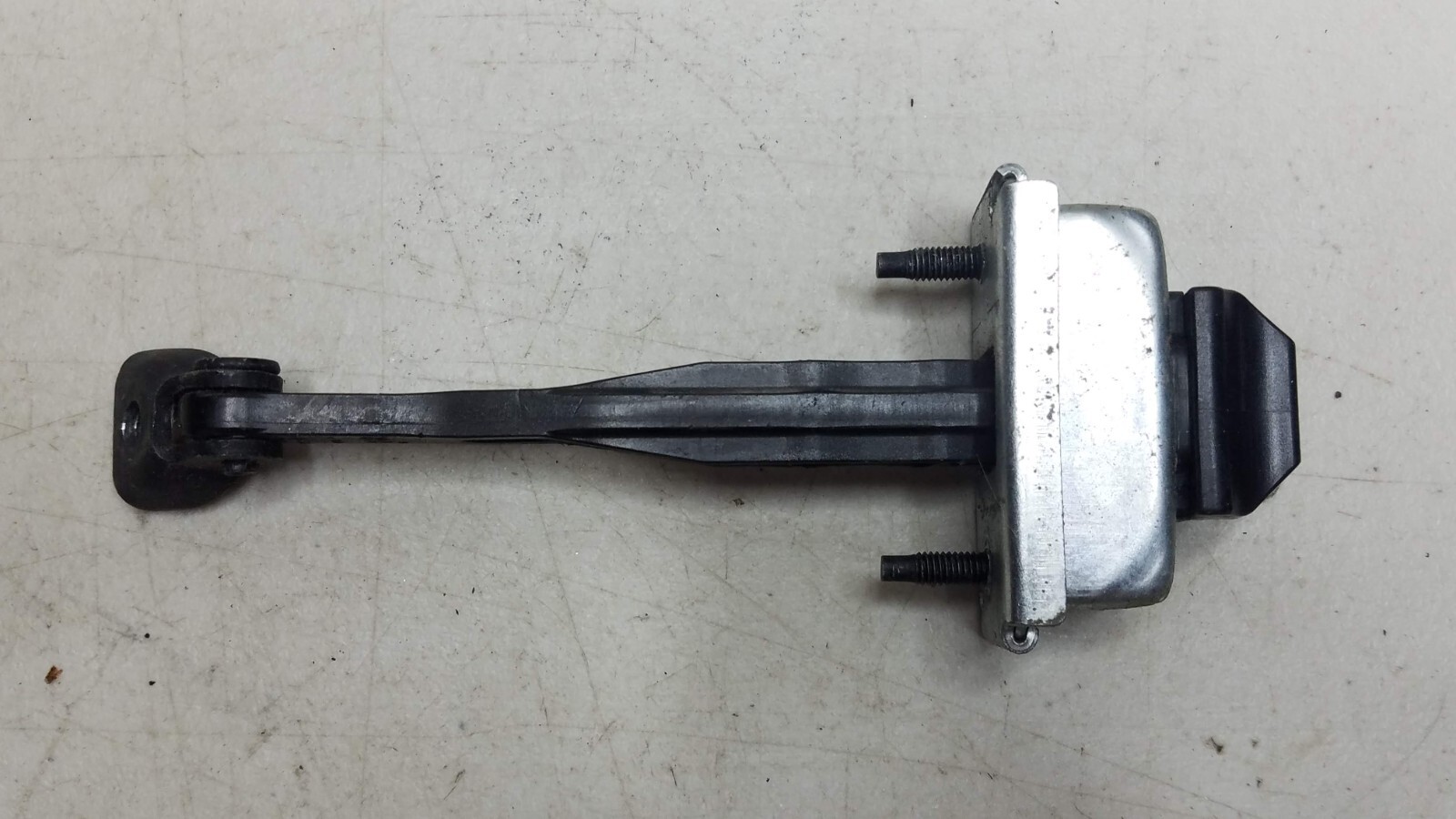 2015 CHRYSLER 200 REAR LEFT DRIVER DOOR CHECK STOPPER STRAP HINGE OEM ...