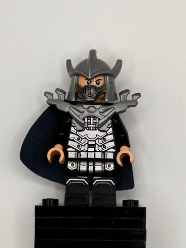 LEGO Teenage Mutant Ninja Turtles Shredder minifigure (tnt052) from set ...