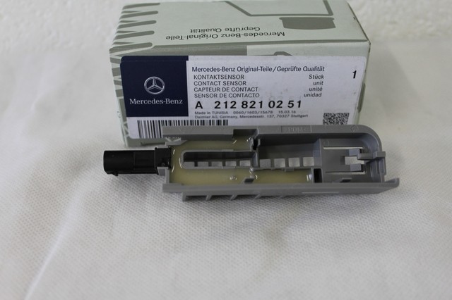 Mercedes-Benz C207 E-Class Coupe Drivers Side Bonnet Contact Switch ...
