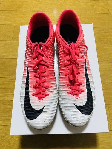 Nike Mercurial Soccer Spikes White Pink UK 6.5 Lightweight Grip | eBay