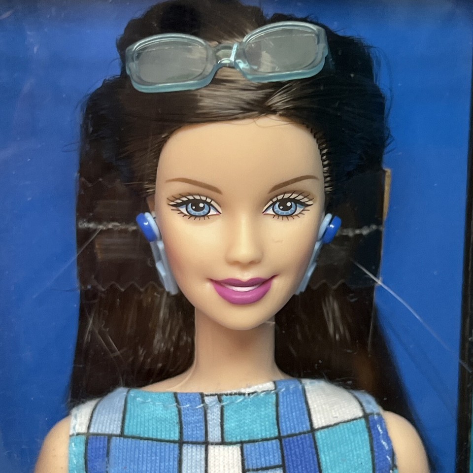 Barbie - Hip 2 Be Square Brunette Doll in Blue Fashions 2000 Mattel ...