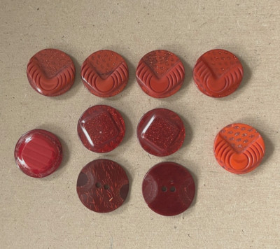 10x MIXED RED SHADE GLITTERY MIXED PATTERN & SIZE FANCY PLASTIC SHANK ...