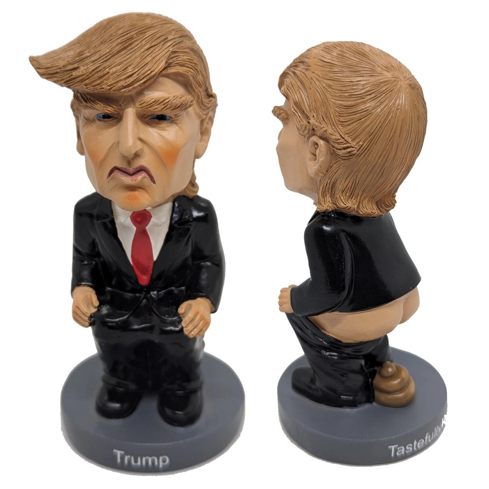 Donald Trump Caganer – Funny Pooping Bobblehead-like Figurine – Gag ...