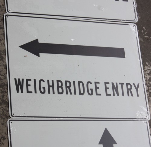 INDUSTRIAL COLLECTABLE Metal 45x60cm SIGN MAN CAVE Decoration ...