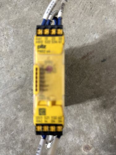 Pilz PNOZ s4 C 24VDC 3 n/o 1 n/c Stop Safety Relay (751104) | eBay
