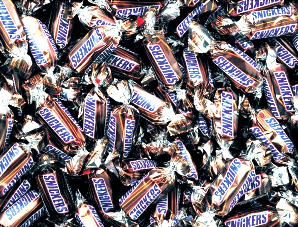 SNICKERS BOUNTY TWIX Mini Chocolate Bars Party Bites European Candy ...