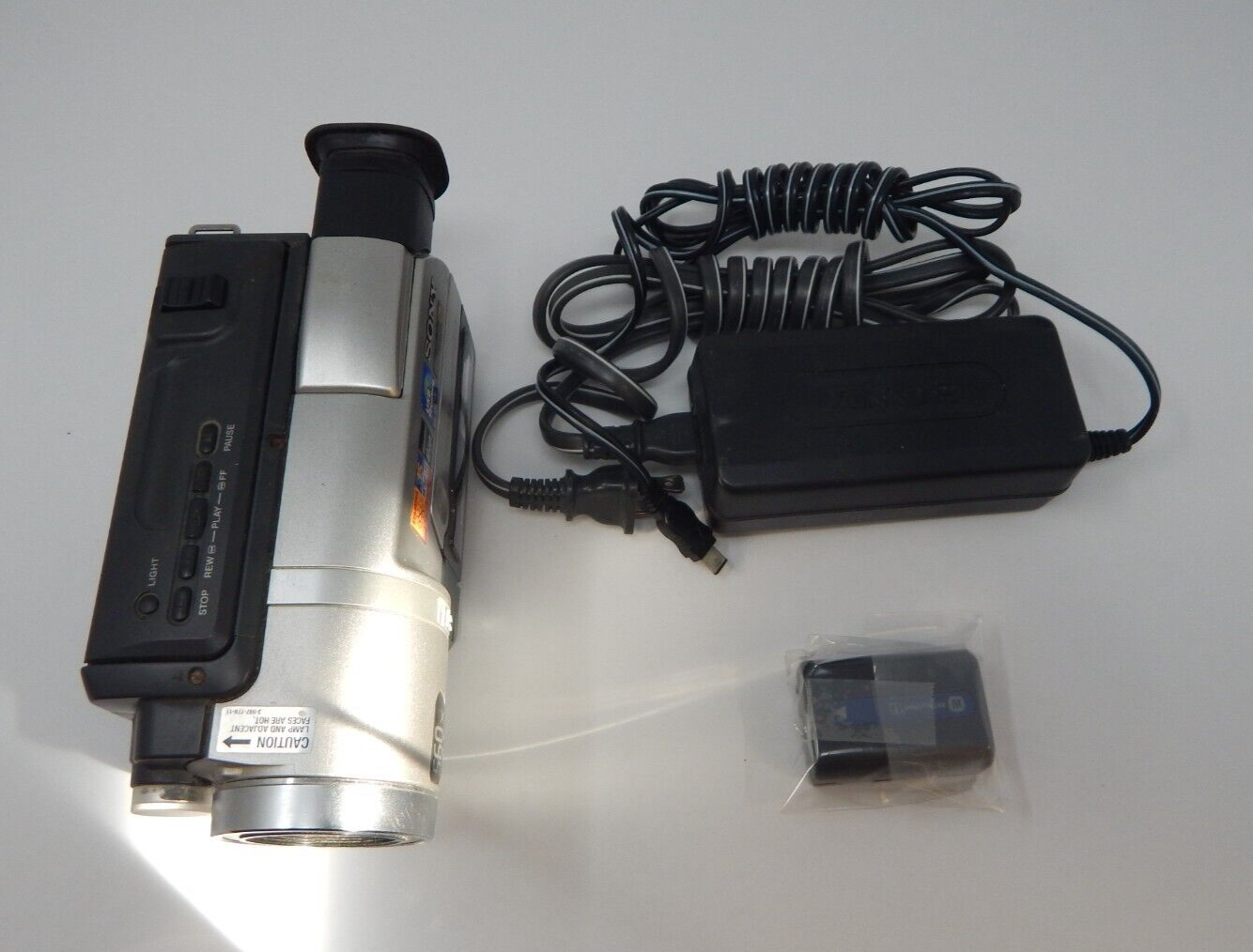 Sony Handycam CCD-TRV608 Hi-8 Analog Camcorder | eBay