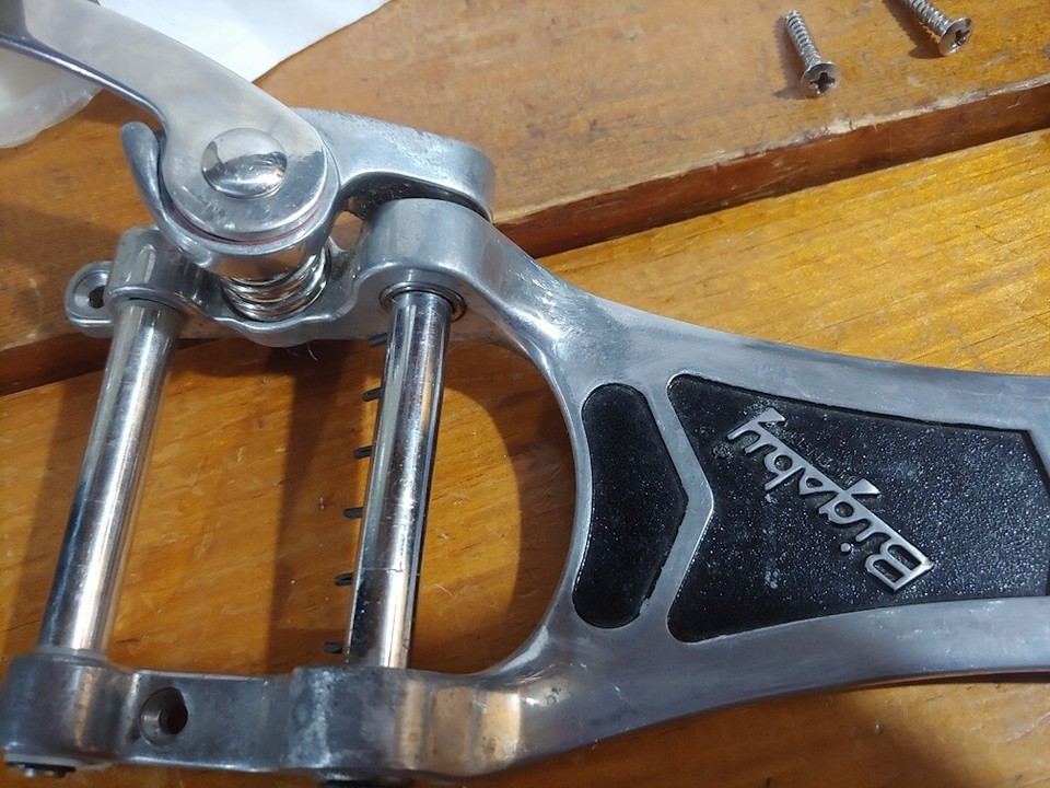 Bigsby Licensed G7 Vibrato Assembly With Screws and Spring for Archtop ...