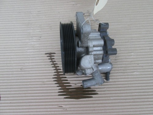 Mercedes-Benz W212 E-Kl. Lenkhelfpumpe A0064664301 ohne Behälter neuw ...