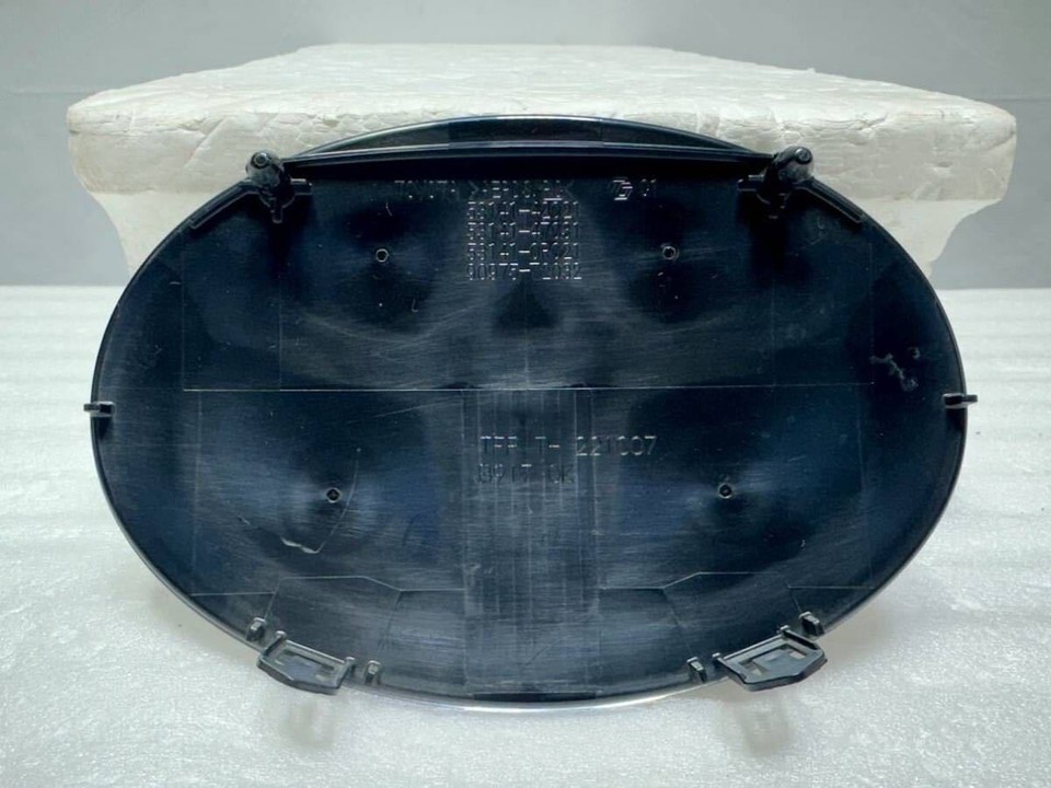 Toyota Genuine Prius C-HR Radiator Per Collision Grille Emblem 53141 ...