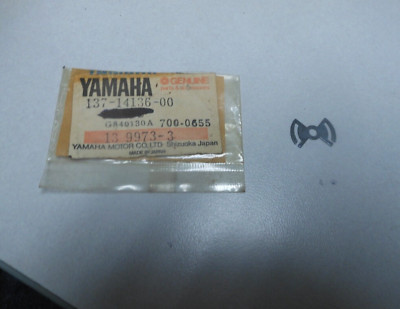 NOS Yamaha OEM Spring Seat 80 YZ50 75 YZ80 74-79 DT100 86 DT125 137 ...