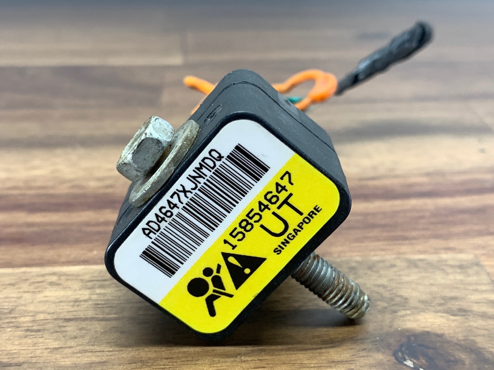 07-08 Tahoe Yukon Escalade Avalanche Front Bumper Crash Sensor 15854647 ...