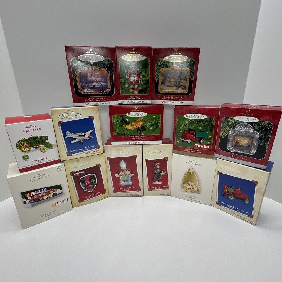 Lot of 14 Vintage Hallmark Keepsake Collector's Christmas Ornaments 90 ...