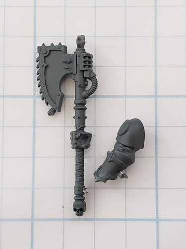Warhammer 40k Chaos Space Marine Bits Chosen Engraved Chain Axe w Arm ...