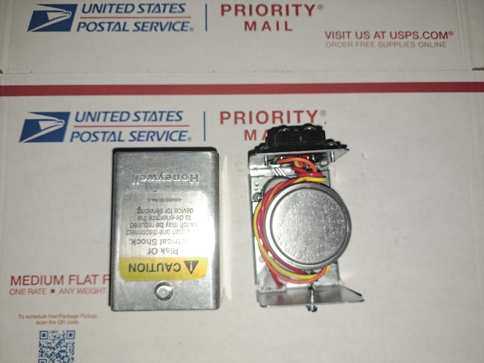 HONEYWELL ZONE VALVE V8043F 1036 Mortorized Head - replacement V8043E ...