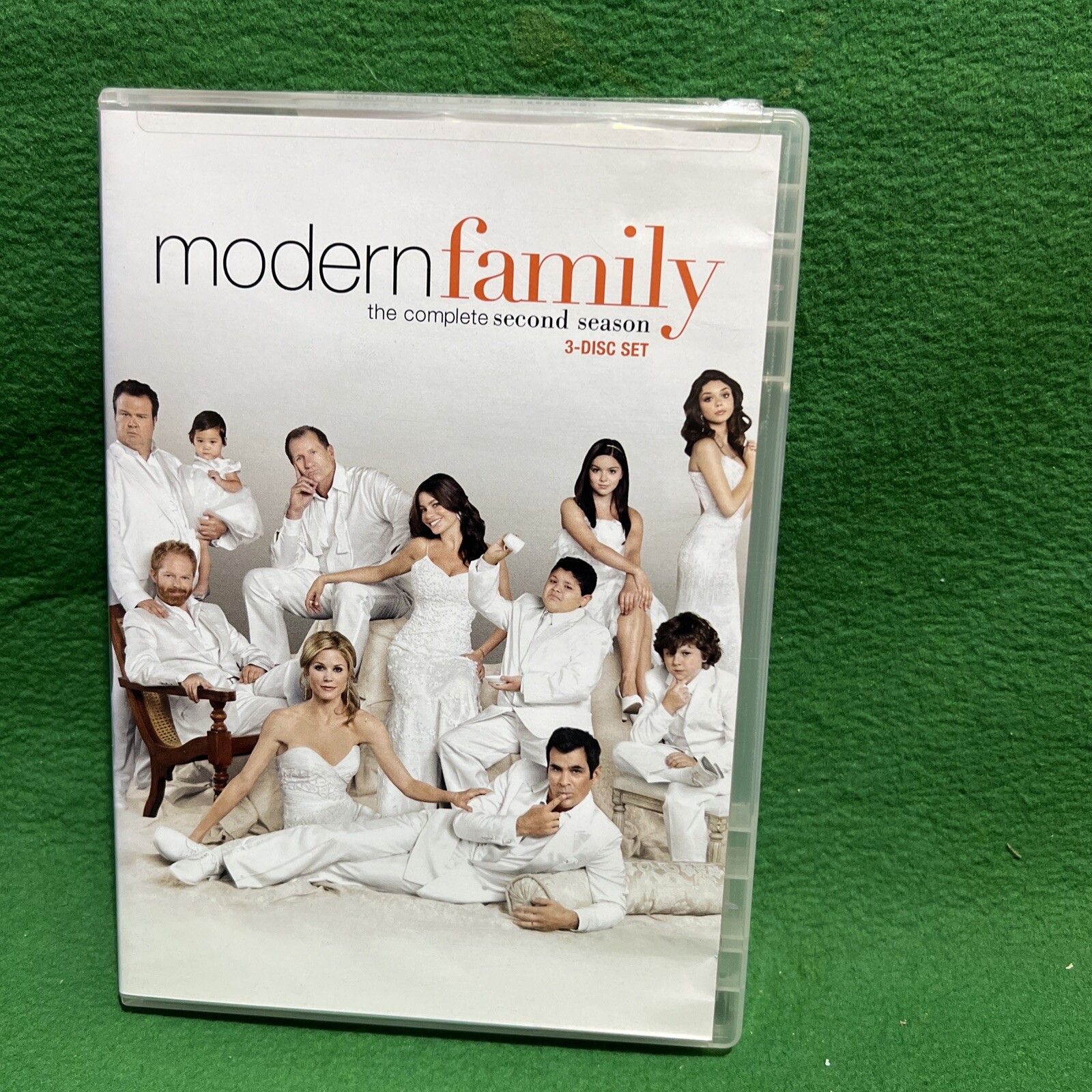 Modern Family: Season 2 - DVD / 3 Disc 24543715283| eBay
