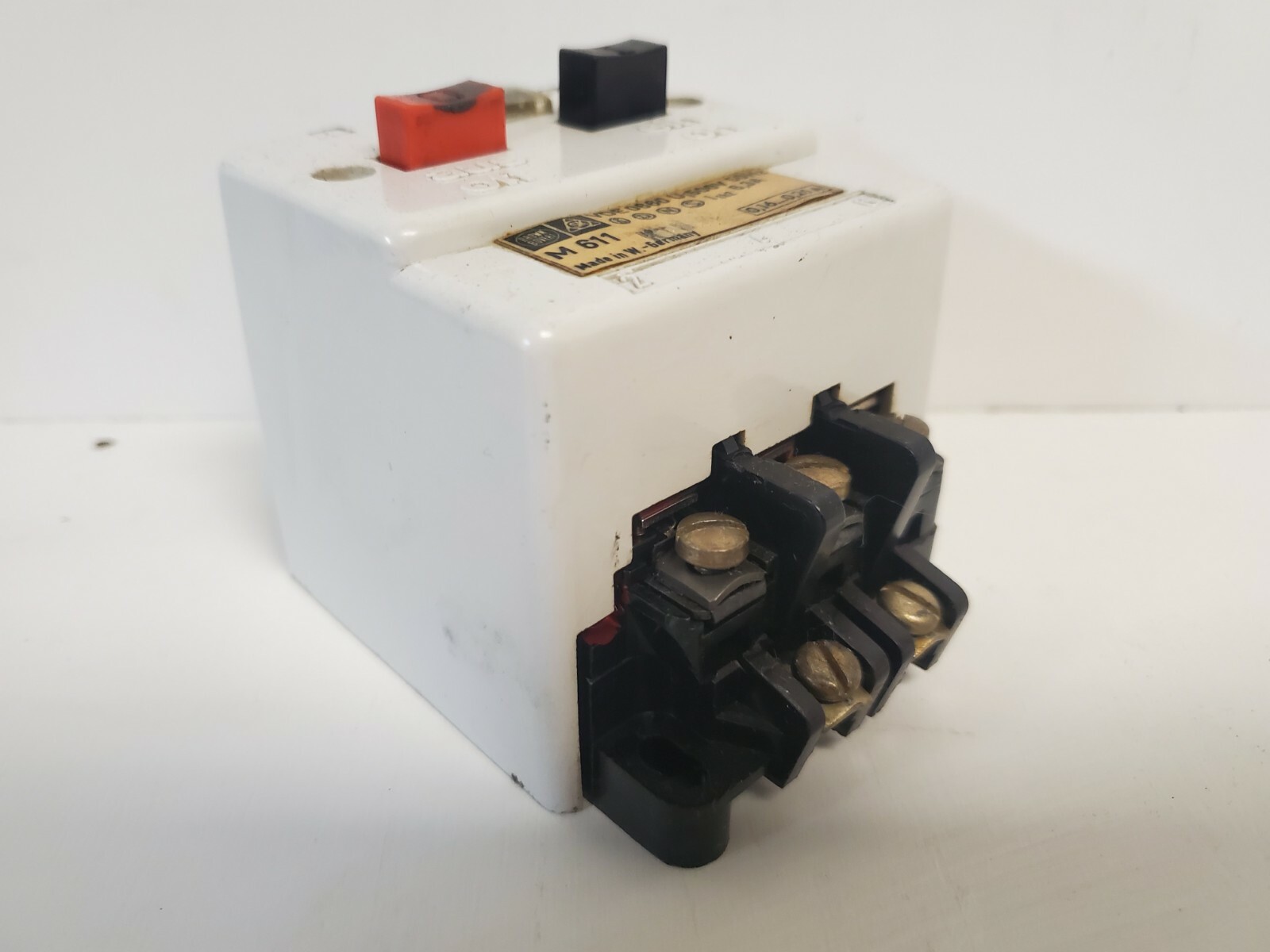 GUARANTEED! BBC MANUAL MOTOR STARTER VDE 0660 M-611 | eBay