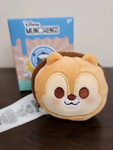 CHASER Disney Munchlings Morning Menu Chip + Dale Burger Mini Plush ...