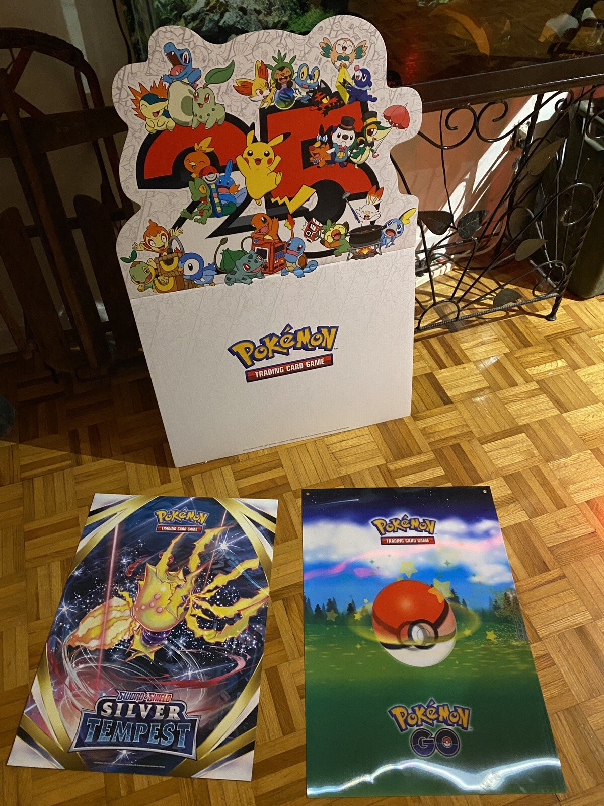 POKEMON GO PROMO EXCLUSIVE 3D POKEBALL + 25th display + silver tempest ...
