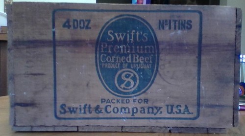 Vintage Swift's Premium Corned Beef Product of Uruguay Wood Box Crate 4 ...