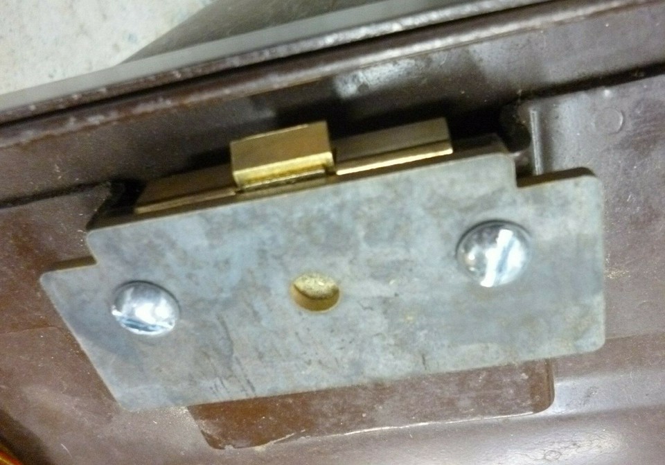 2 Mills Slot Machine Parts - Reproduction lock plate for back door | eBay