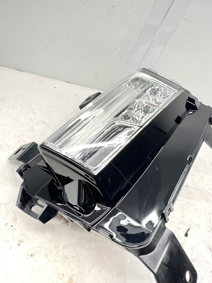 2021-2024 Cadillac XT5 Left Driver Side DRL Running Cornering Light ...