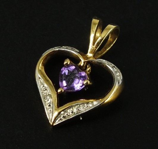 375 9ct YELLOW GOLD .01CT DIAMOND & AMETHYST Lavalier Heart Pendant, 1 ...