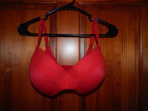 VICTORIA'S SECRET INCREDIBLE LINED DEMI BRA, UNDEWIRE, MEIUM LINING ...