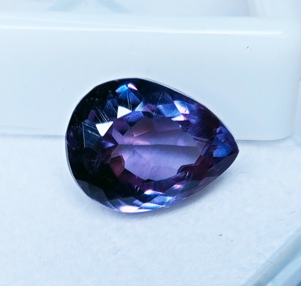 Natural Alexandrite Pear Cut 6-7 Ct Color Changing EGL Certified Loose ...