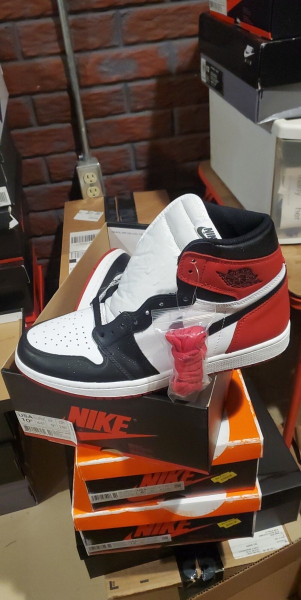 Air Jordan 1 I High Black Toe Size 10.5 US Men's AJ Retro Air Jordan 1 I High Black Toe Size 10.5 US Men's AJ Retro