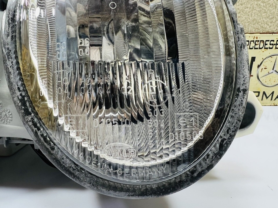 Mercedes Benz W208 Headlight XENON HELLA RH Side A2088201261 1D9007450 ...