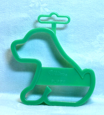 Wilton Plastic Cookie Cutter - Sitting Puppy Dog Pet Farm | eBay
