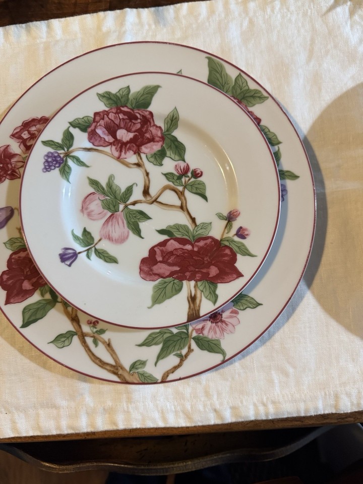 Plum Rose China Set for 8 Dinner Place Settings by Taste Seller Sigma ...