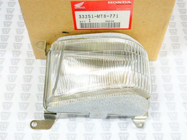 NOS OEM Honda 1990-97 GL1500 Light Lamp Unit L. Cornering # 33251-MT8 ...