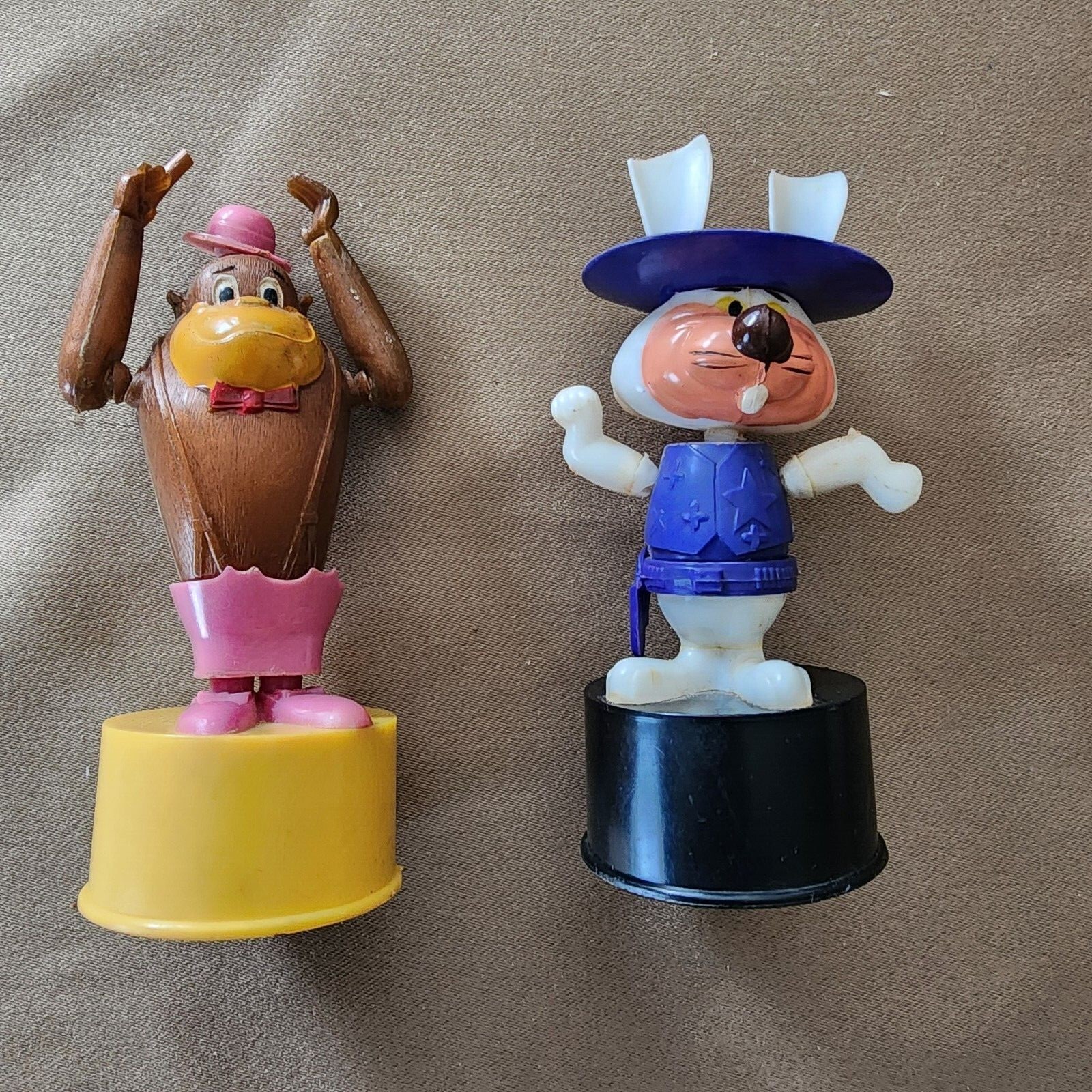 Magilla Gorilla and Ricochet Rabbit - Push Button Puppets - Kohner Bros ...