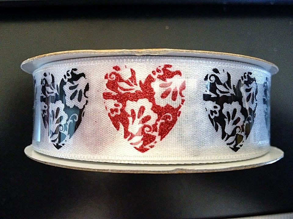 Robert Stanley Collection 7/8" BLACK, WHITE & RED HEART SATIN RIBBON ...