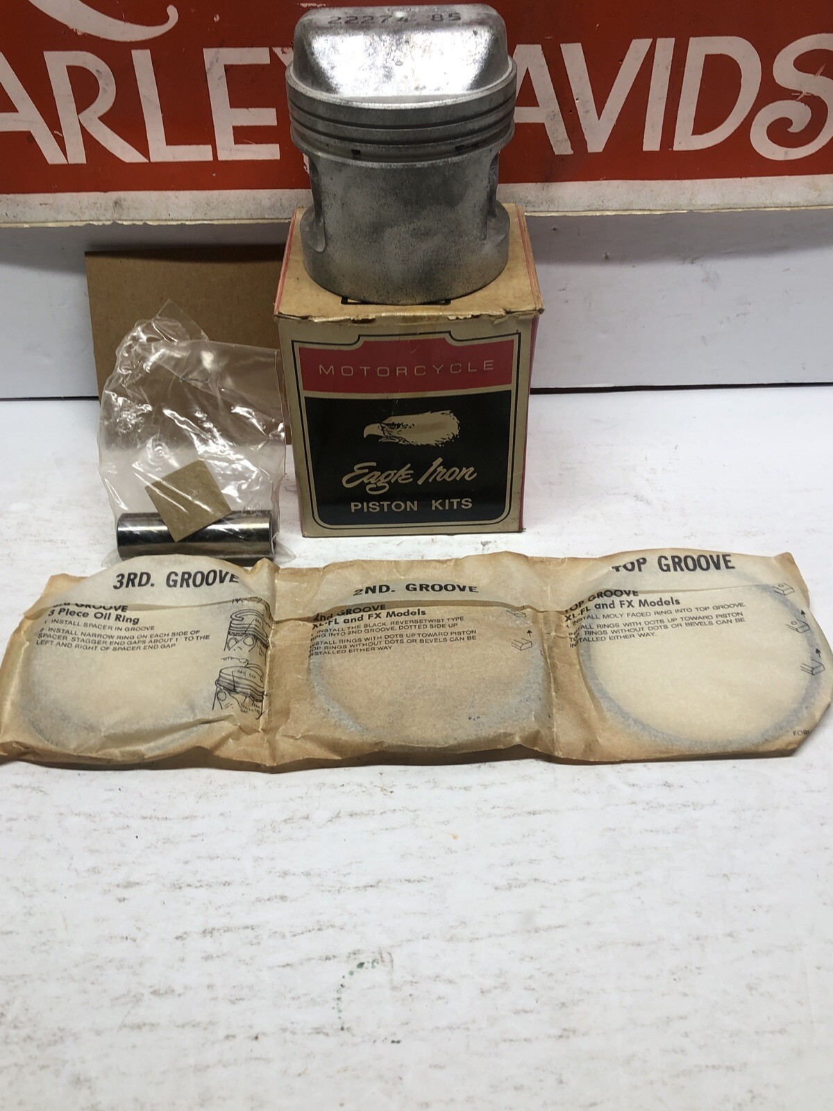 1 NOS Eagle Iron Harley Davidson OEM 22274-85 STD. piston ONLY XL ...