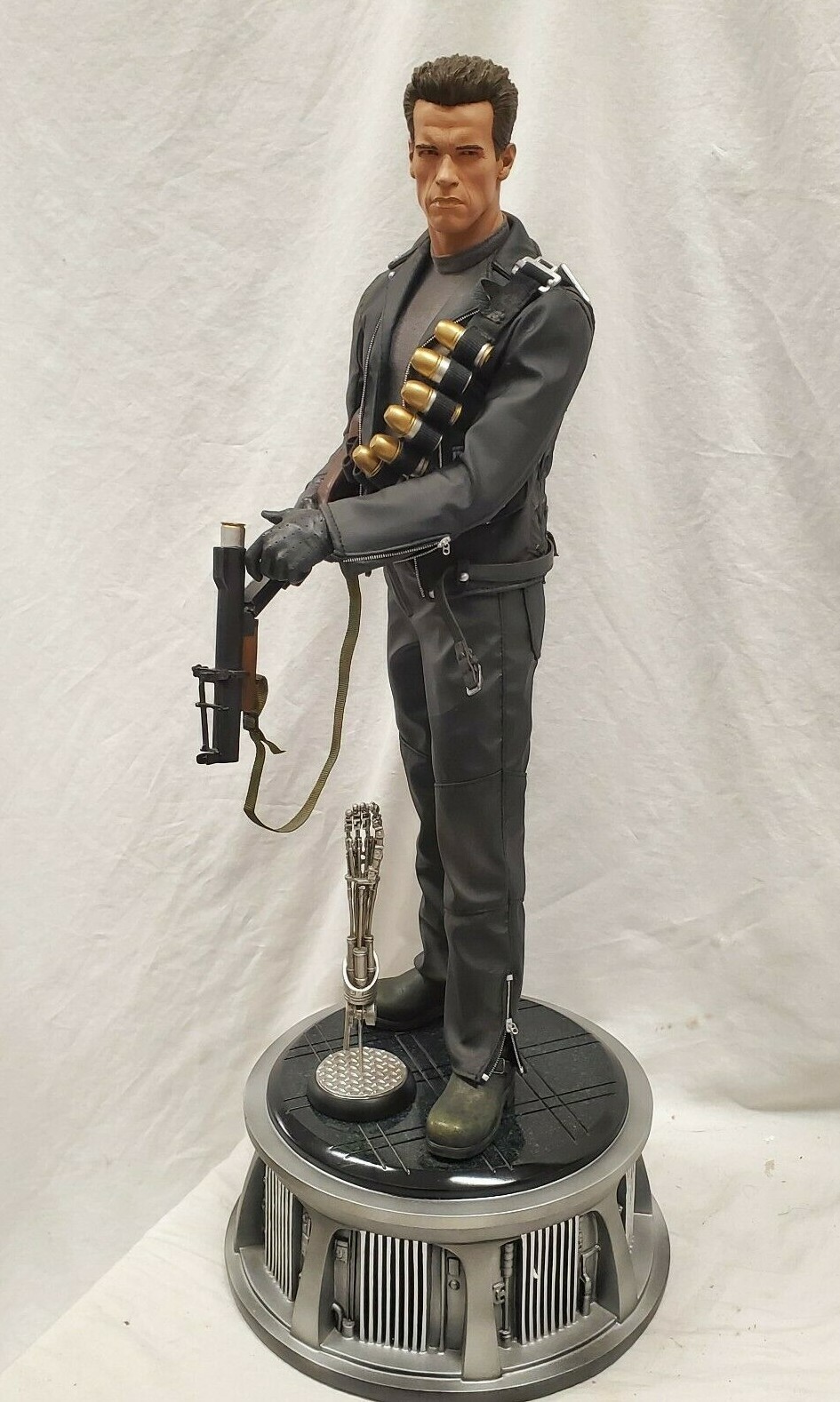 SIDESHOW TERMINATOR t-800 PREMIUM FORMAT EXCLUSIVE ARNOLD ...