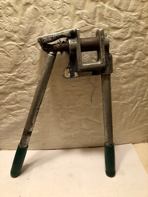 Greenlee 710 Metal Stud Punch Knockout Tool 1-11/32" Hole Size/ Works ...