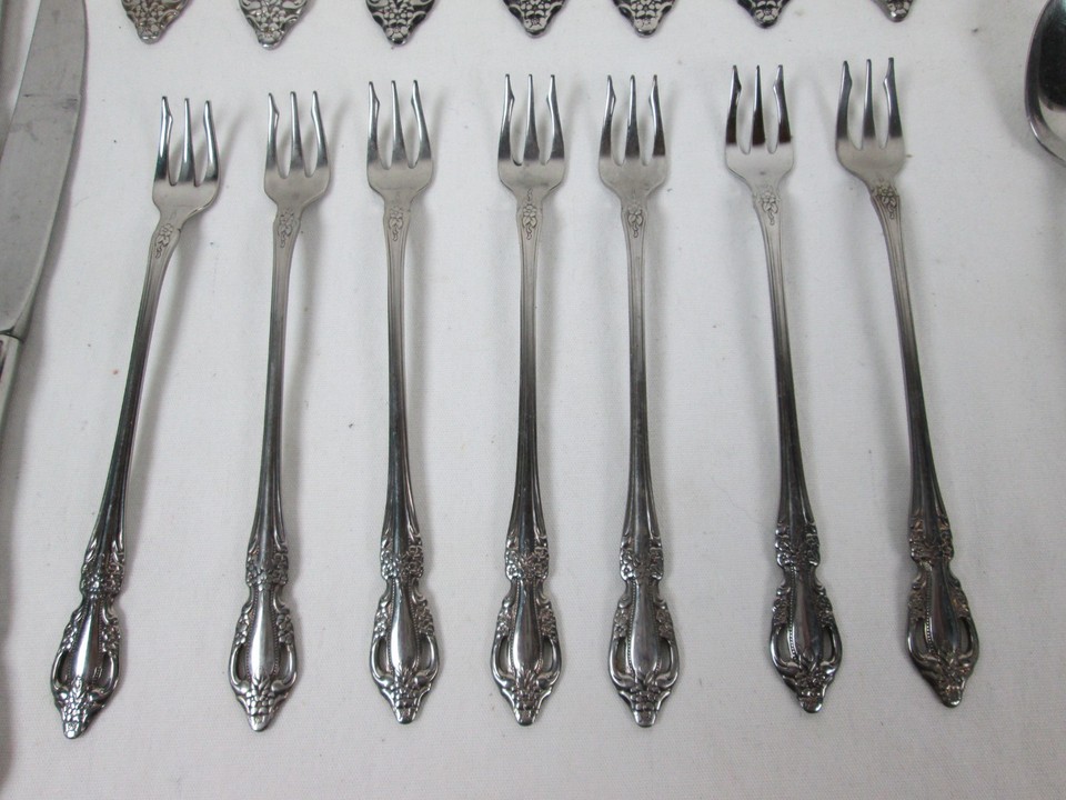 33 Pc. Oneida Raphael Distinction Deluxe HH Stainless Flatware. | eBay
