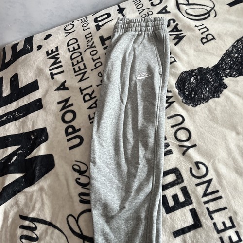 Nike Men's Sweatpants Athletic Wear Ribbed Cuff Grey L Fitness Fleece ...