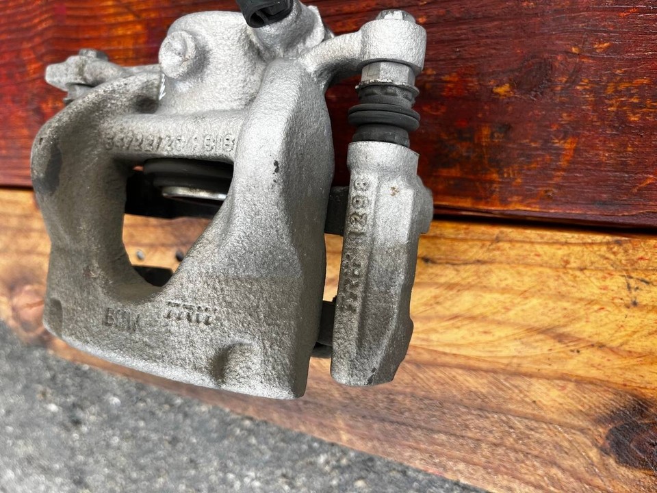 16-24 MINI COOPER CLUBMAN F54 FRONT LEFT BRAKE CALIPER 6860263 | eBay